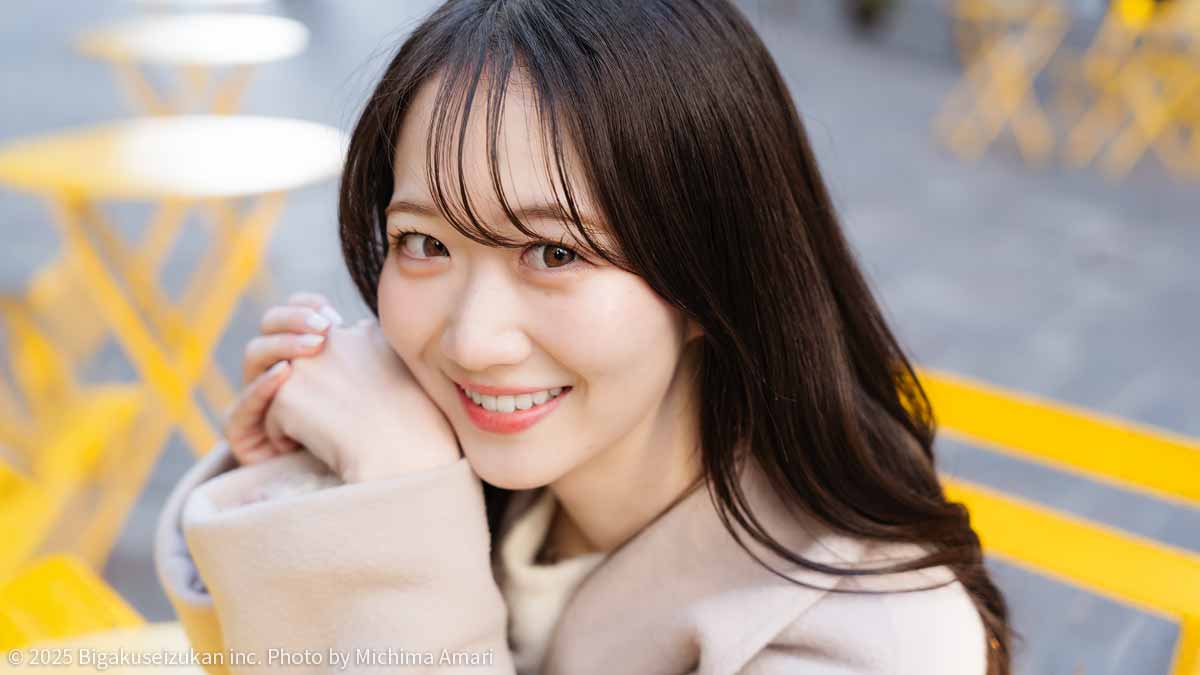 佐藤璃子（明治大学）「好きなお店で働く夢を実現！アパレルブランドの美人販売員」 | 美学生図鑑